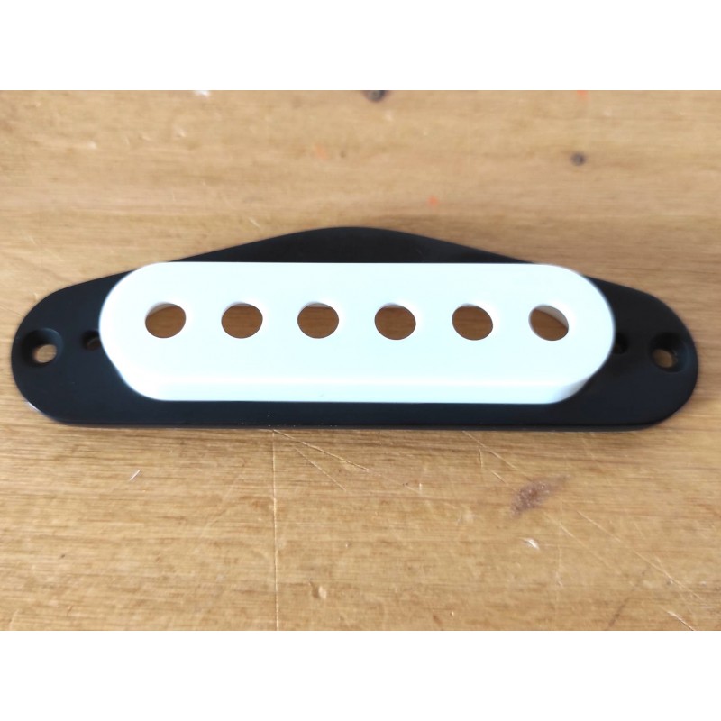 Black Pickup Mounting Ring for Stratocaster