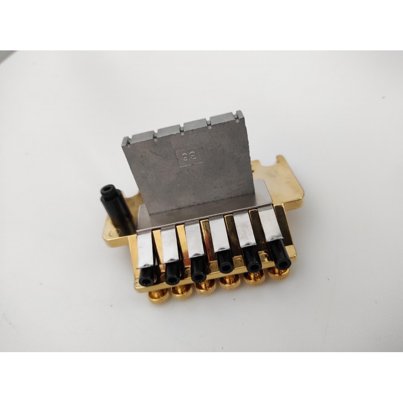 Gold FLoyd Rose Double locking system Tremolo, R2 42mm Nut, block 32, L92mm