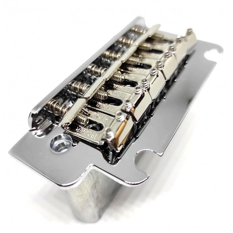 Fender® Deluxe Series Stratocaster Chrome Tremolo bridge assembly (two ...