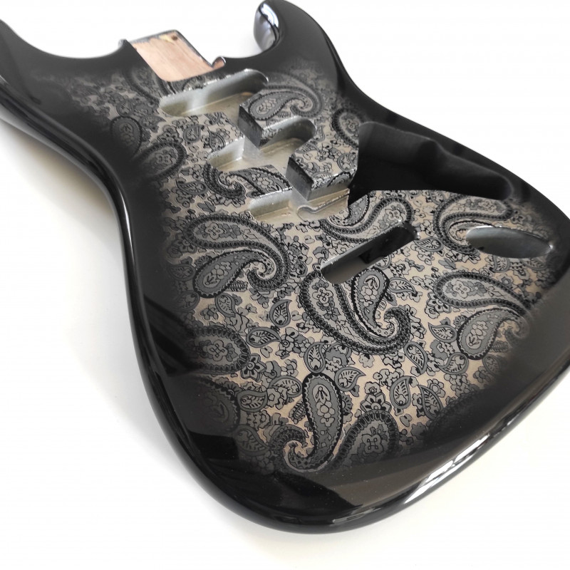 Strat Style Body, Black Paisley, Alder 3 Pcs